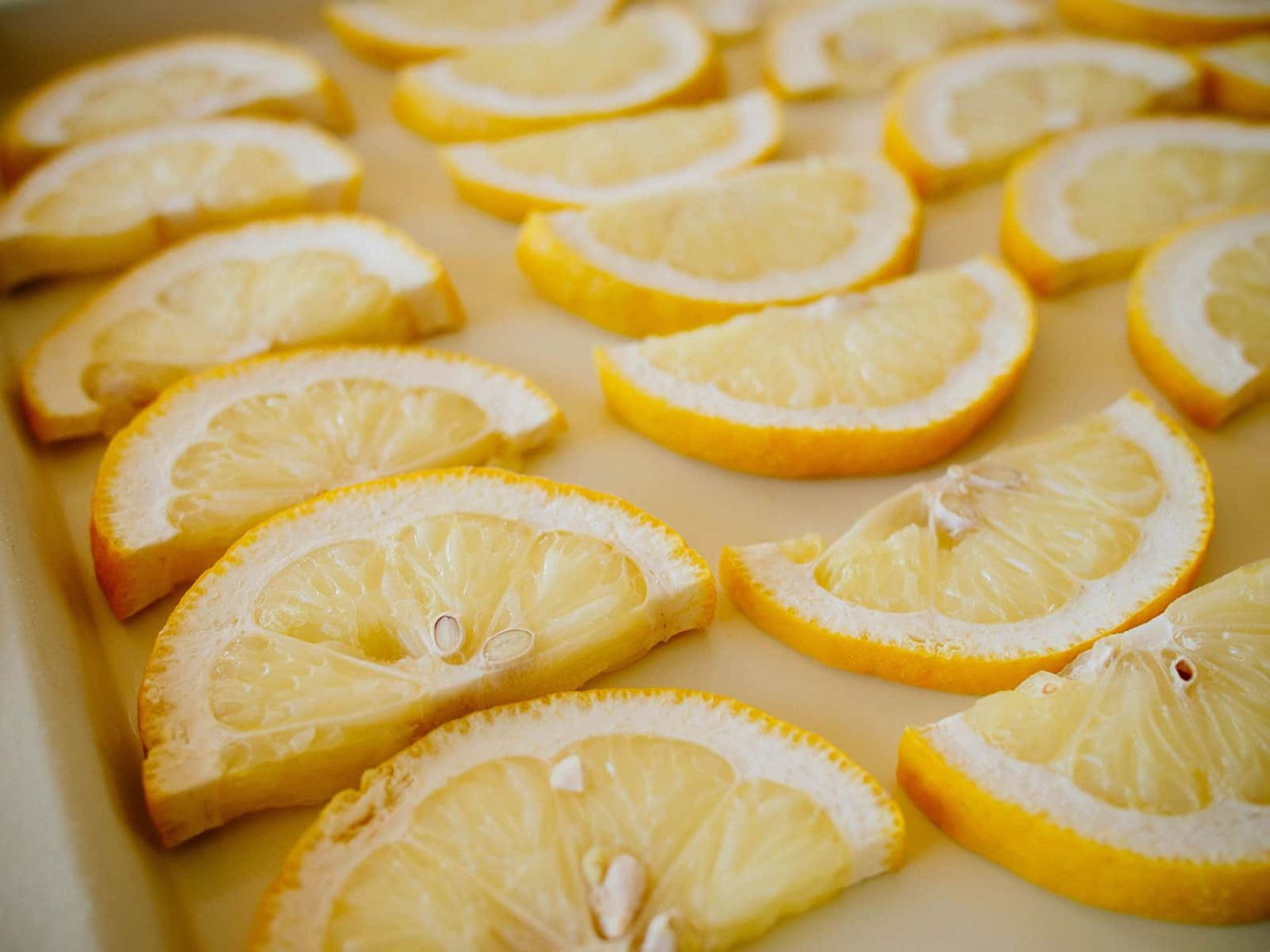 Can You Freeze Lemons? Unlocking the Secrets | Food Readme