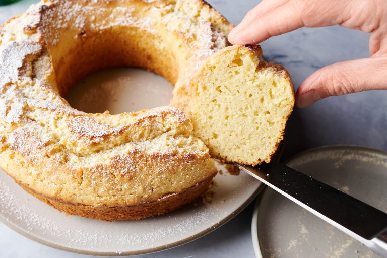 Is Cake Bread the Perfect Combination of Dessert and Staple Food for ...