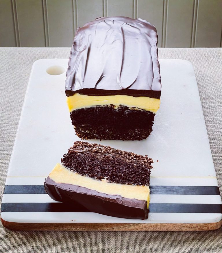 Is cheesecake a cake or a pie? Unraveling the creamy conundrum with ...